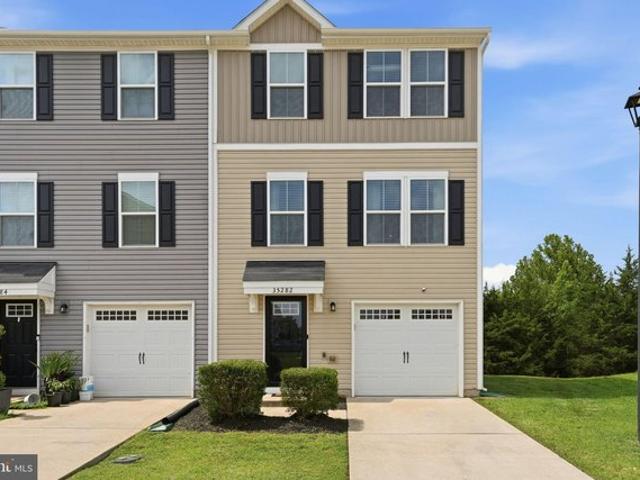 35282 Sara Ct, Locust Grove, VA 22508