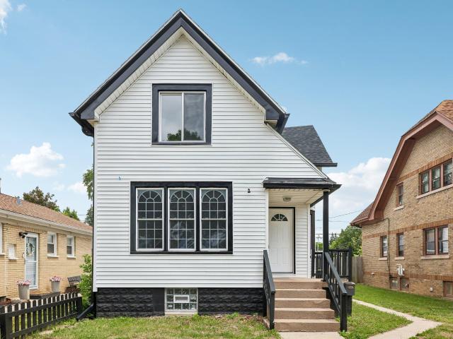 3528 N 87th St