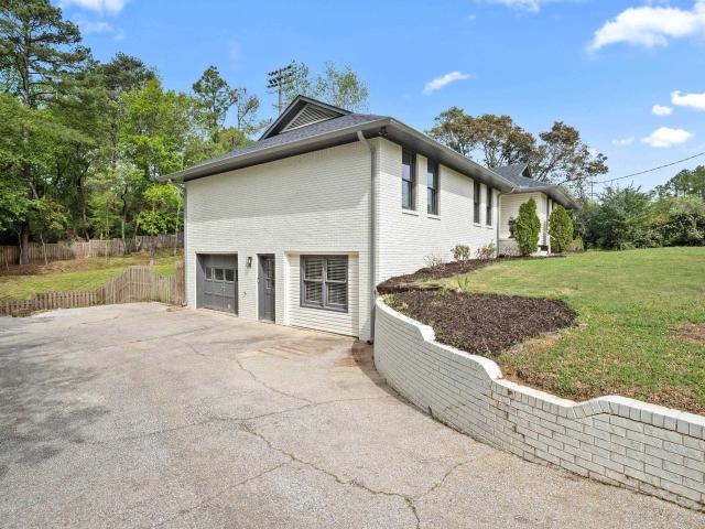 3528 Deerfield Drive