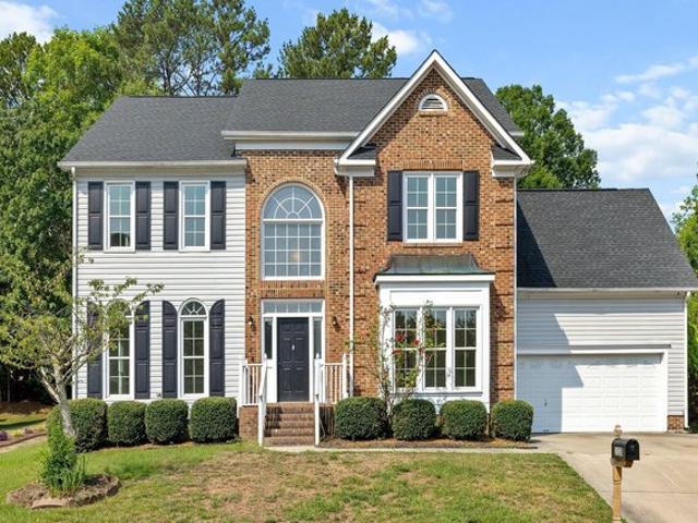 3528 Dewing Dr, Raleigh, NC 27616