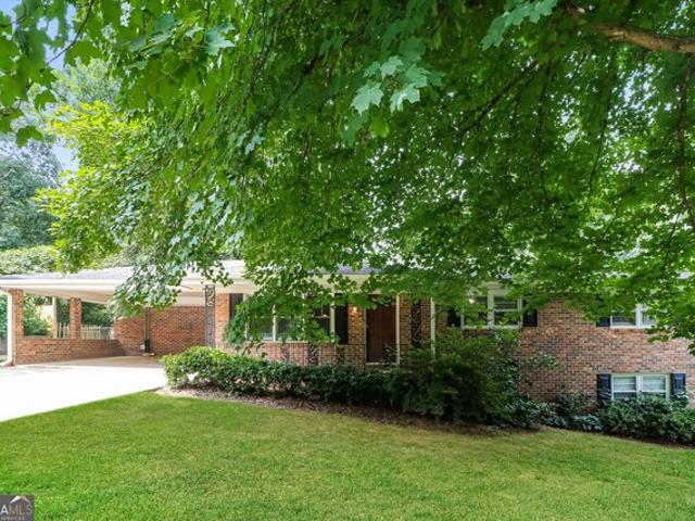 3528 Greenway Dr SW, Marietta, GA 30008