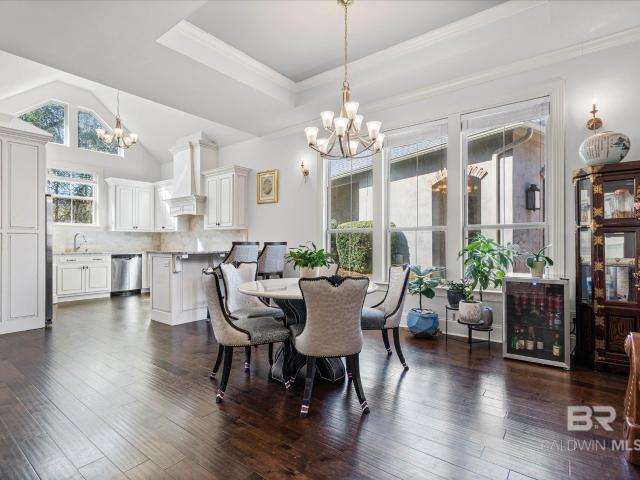 3528 Rue Royal