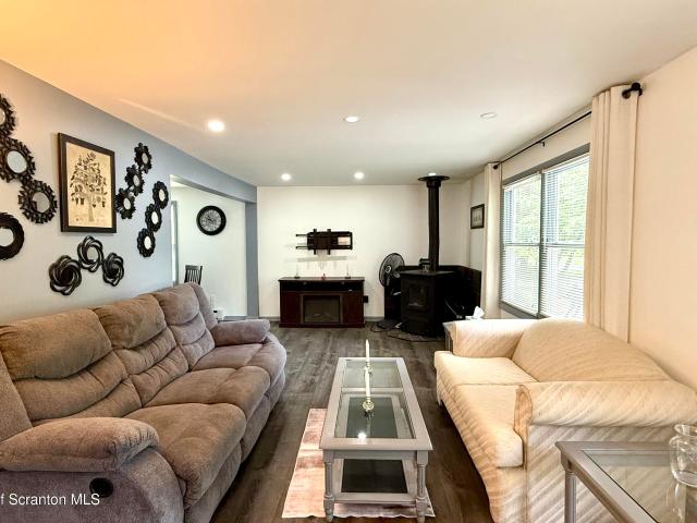 3528 Summit Drive