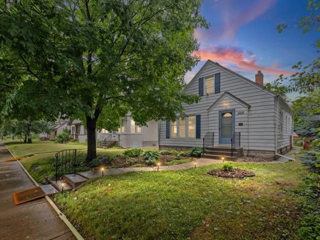 3528 40th Ave S, Minneapolis, MN 55406
