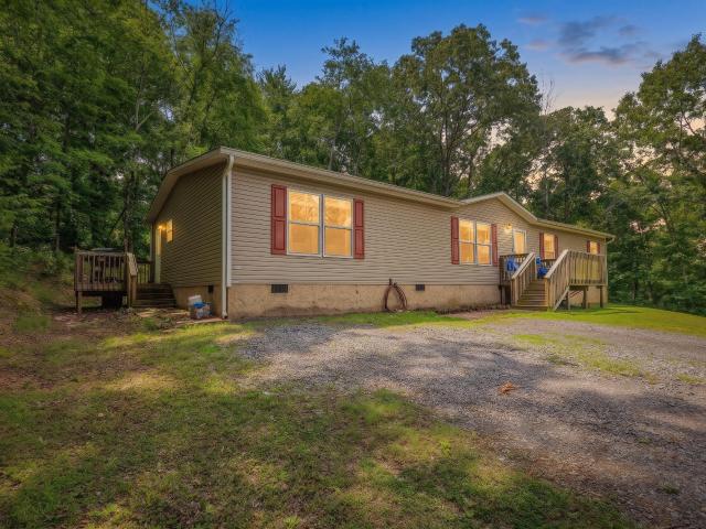 3529 Buchanan Road SE