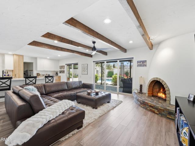 3529 e cannon drive