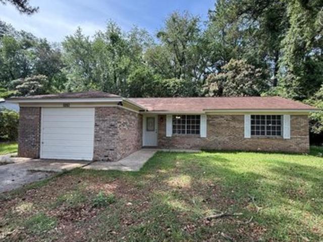 3529 Wood Hill Dr, Tallahassee, FL 32303