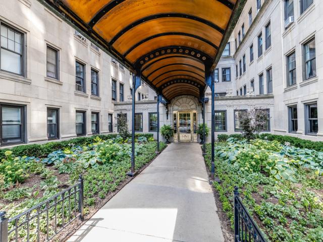3520 n lake shore drive # 3k