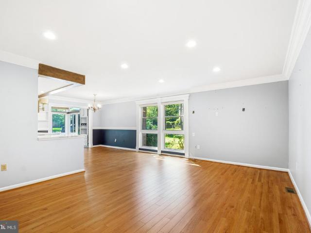3520 Chiswick Court # 37 C
