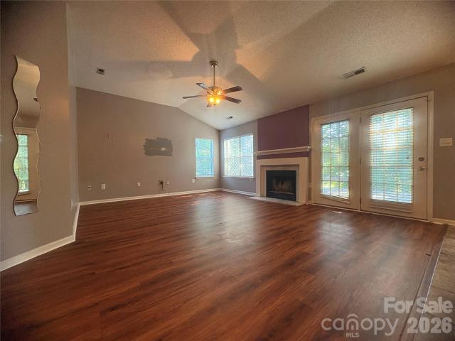 3520 Cliffvale Court