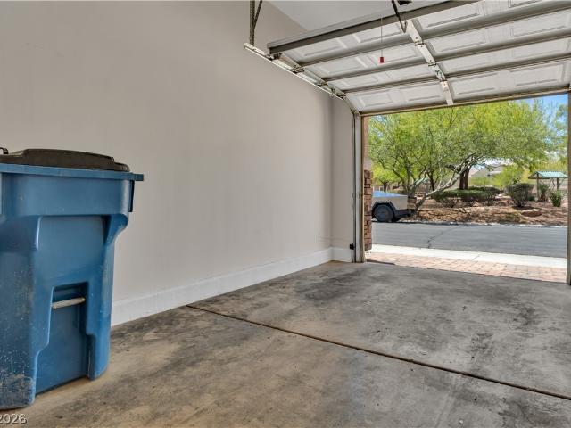 3520 Glorious Iris Place 1