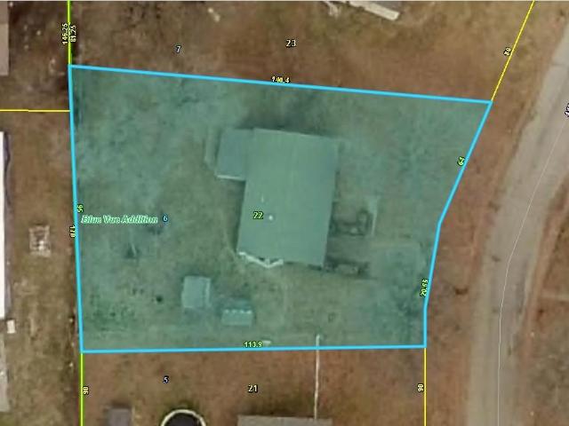 3520 S 41st Ter, St. Joseph, MO 64503 | Compass
