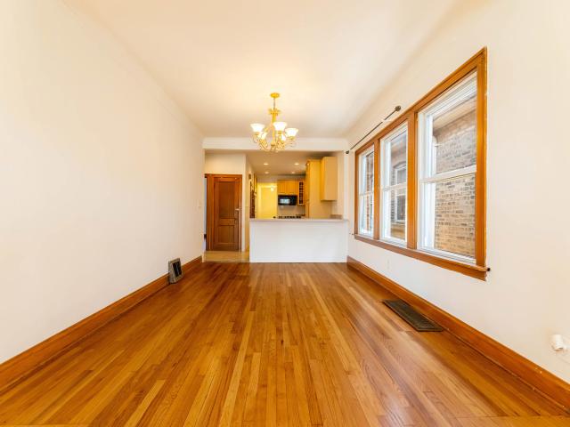 3520 W 58th Place