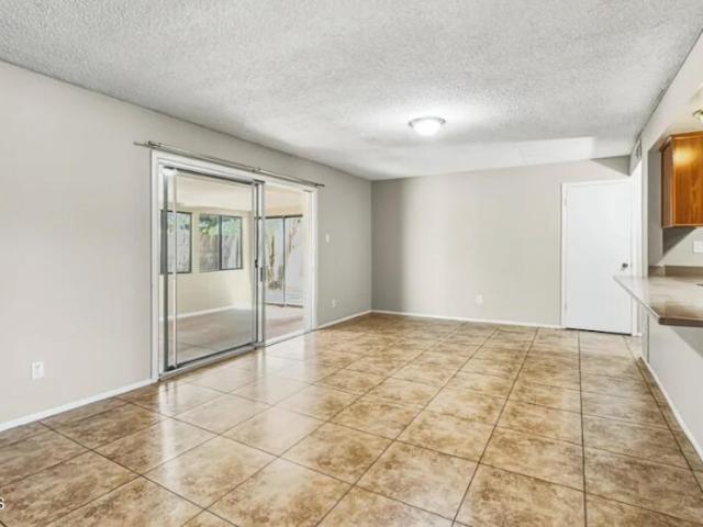 3520 w banff lane