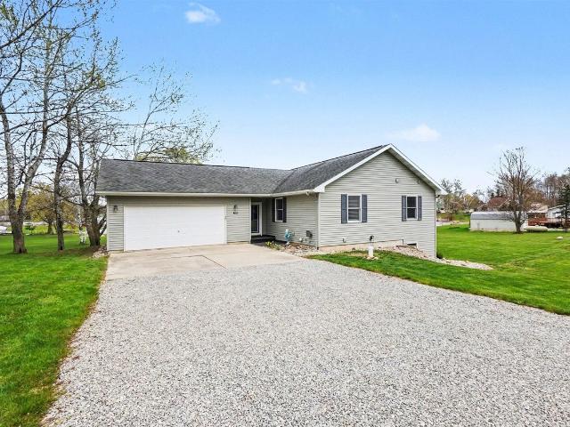 3520 W Lake Drive