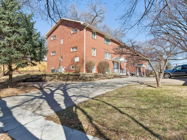 3520 3522 Webster St. 1 Bedroom Apartment for Rent at 3520 Webster St, Omaha, NE 68131 Gifford Park