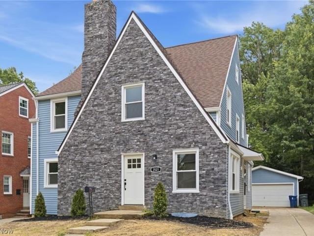 3521 Berkeley Rd, University Heights, OH 44118