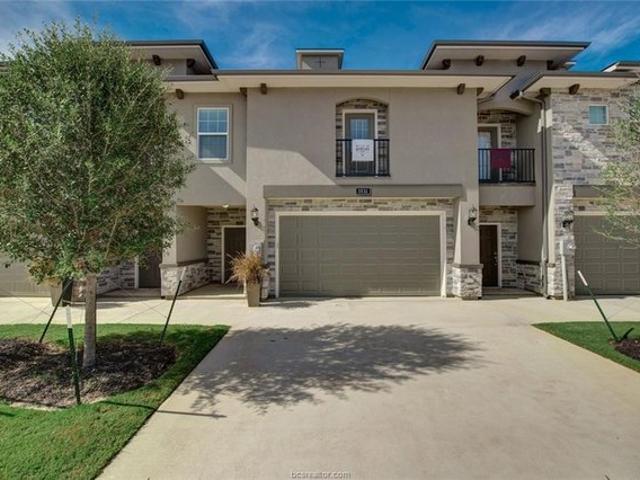 3521 Summerway Dr, College Station, TX 77845