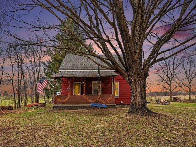 3521 S 204th Ave, Hesperia, MI 49421