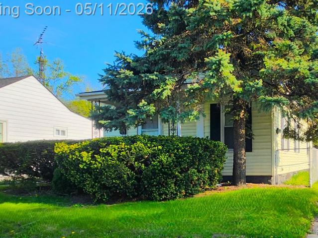 3521 Whitney Avenue