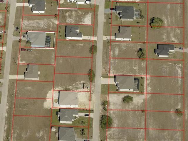 3522 NW 41st Pl, Cape Coral, FL 33993