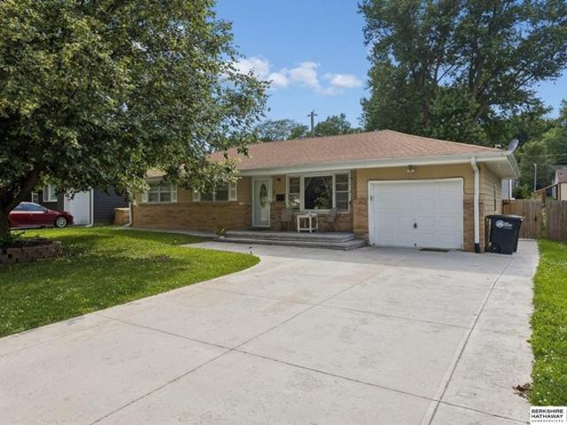 3522 N 56th St, Omaha, NE 68104