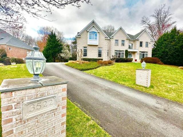 3522 Frostleaf Ct, Fairfax, VA 22033