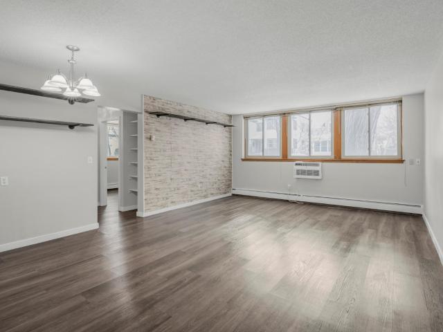 3522 Harriet Avenue # 106