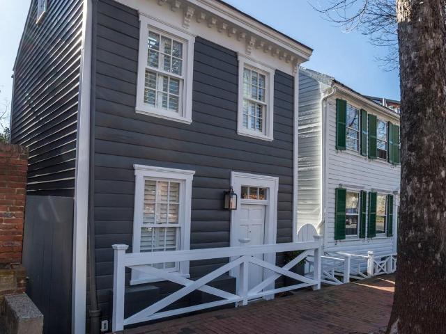3522 P St NW, Washington, DC