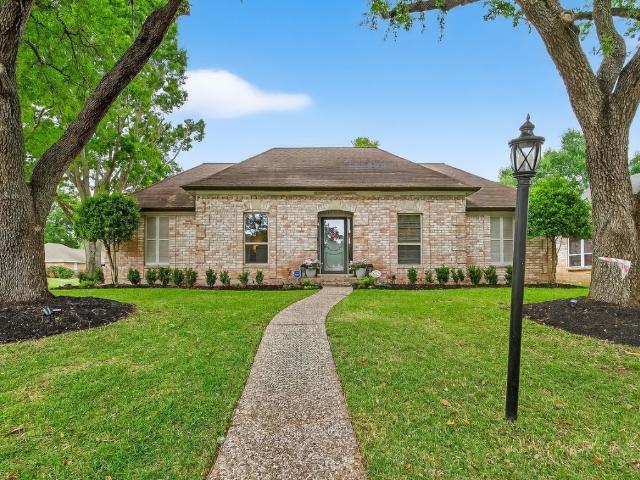 3522 Plum Brook Ln, Missouri City, TX 77459 | MLS #72951 | Compass