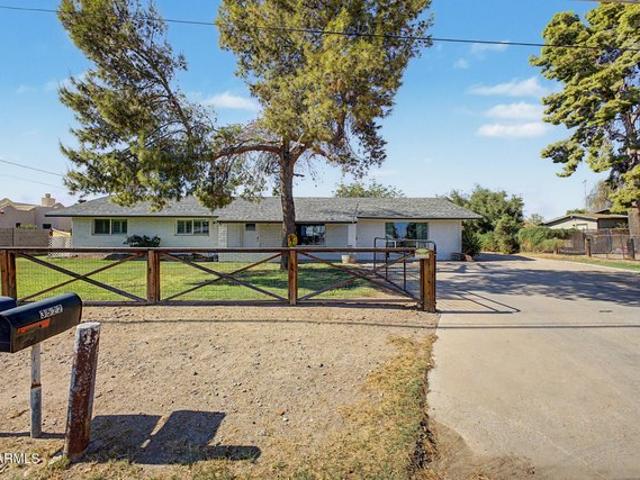 3522 W Westcott Dr, Glendale, AZ 85308