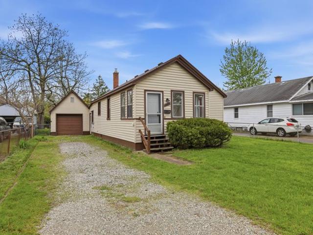 35230 Sheffield St, Westland, MI 48186