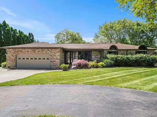 3523 N GALE RD, DAVISON, MI 48423 Single Family Residence For.
