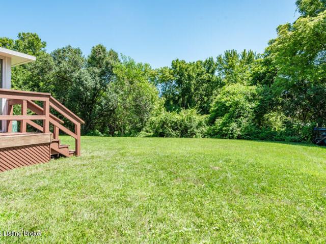 3523 Leith Ln