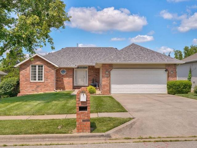 3523 S Brunswick Ave, Springfield, MO 65809