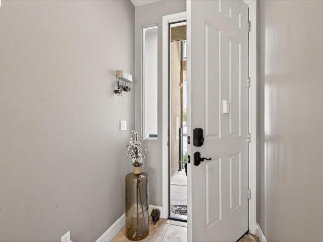 352 Casselino Dr