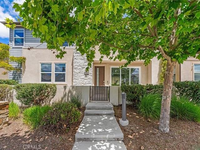 352 Chorus, Irvine, CA 92618