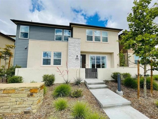 352 Chorus, Irvine, CA 92618