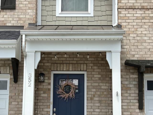 352 Banbury Dr