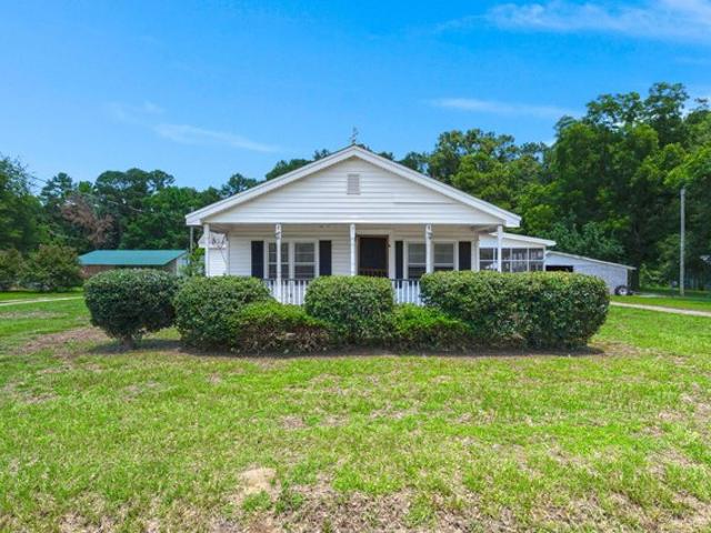 352 Deep Woods Rd, Saint George, SC 29477