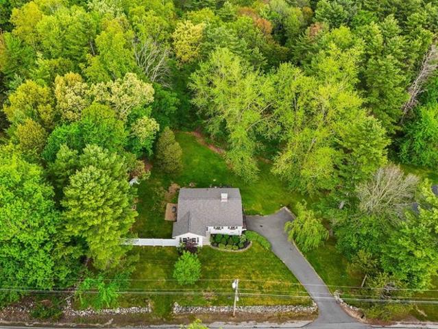352 East Rd, Hampstead, NH 03841
