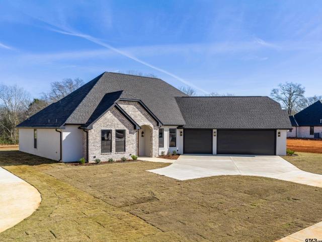352 Heritage Way, Bullard, TX 75757 | MLS #26000 | Compass