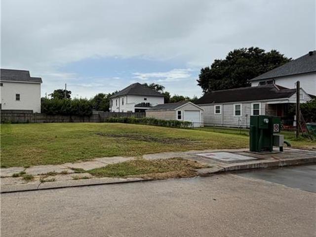 352 Metairie Heights Avenue