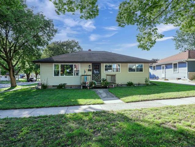 352 S Joseph St, Kimberly, WI 54136