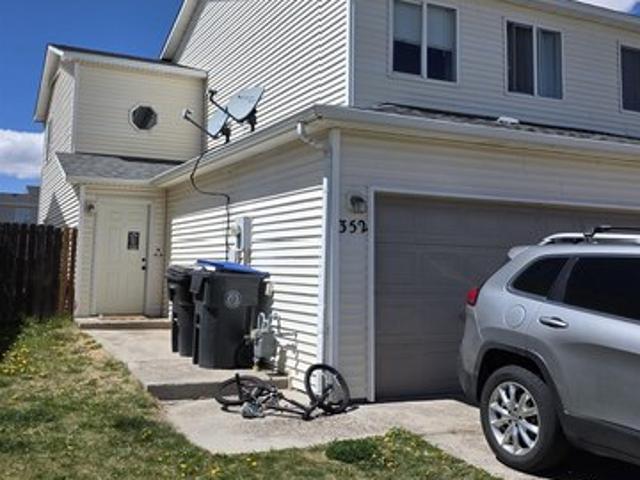 352 Snyder Ave, Cheyenne, WY 82007