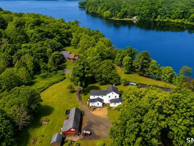 352 Shenipsit Lake Rd, Tolland, CT 06084