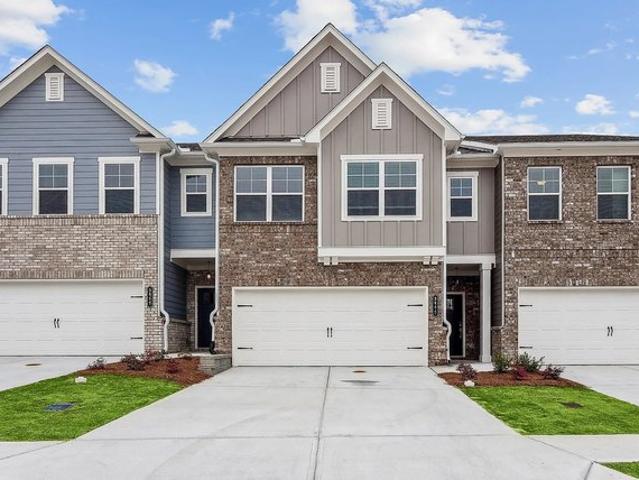 352 Stately Oaks Ct, Hoschton, GA 30548
