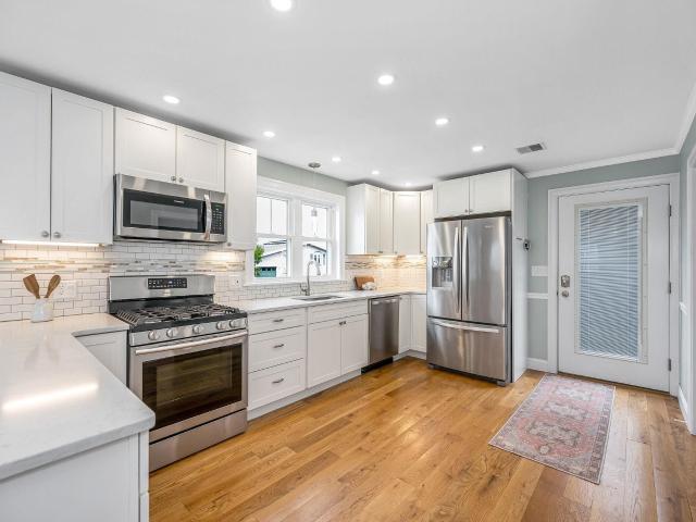 352 Portsmouth Avenue