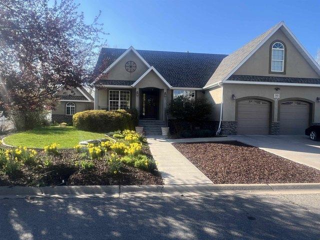 352 Riverbend Dr, Mountain View, WY 82939