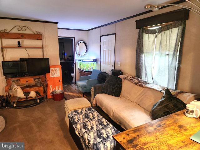 352 W Ridge Rd